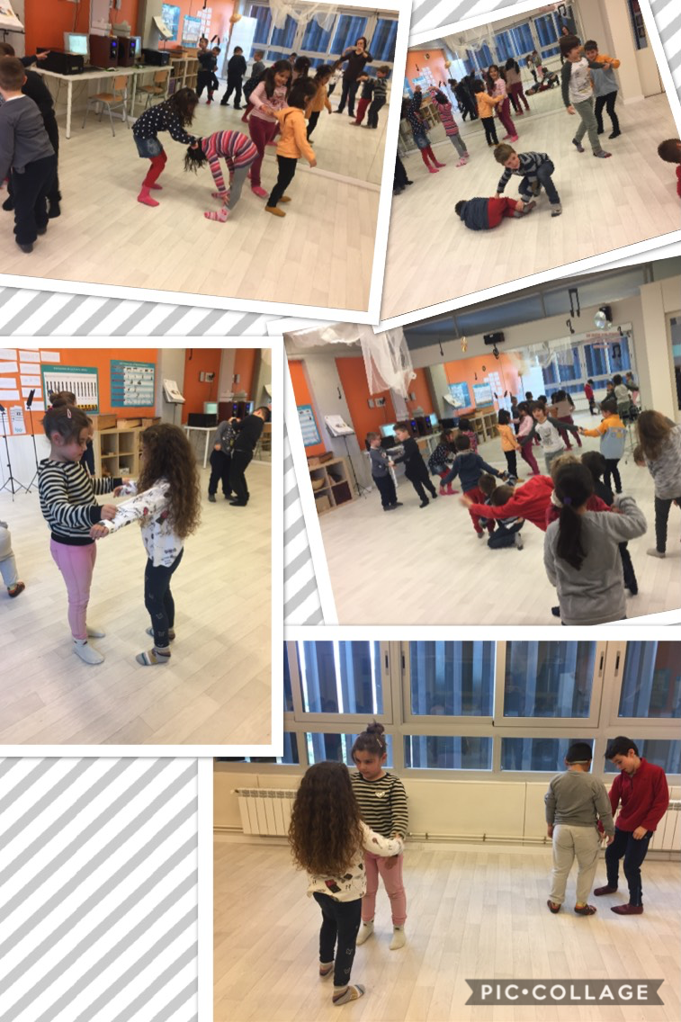 El bloc de Música de Cal Músic: A PRIMER FEM DE TITELLES