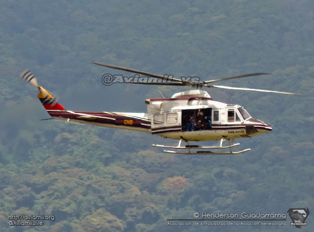 AVIAMIL : Cultura Aeronáutica: BELL 412 del C.A.G.N.B.