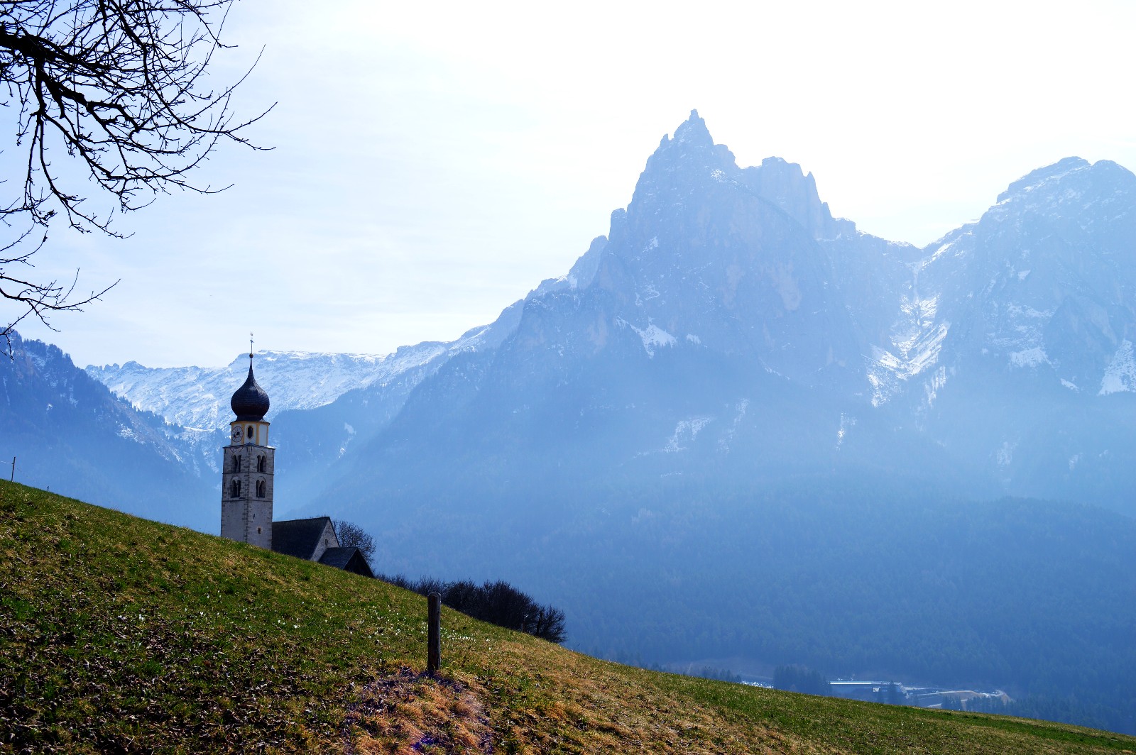 Escursione da Castelrotto al laghetto di Fiè allo Sciliar fino a Castel ...
