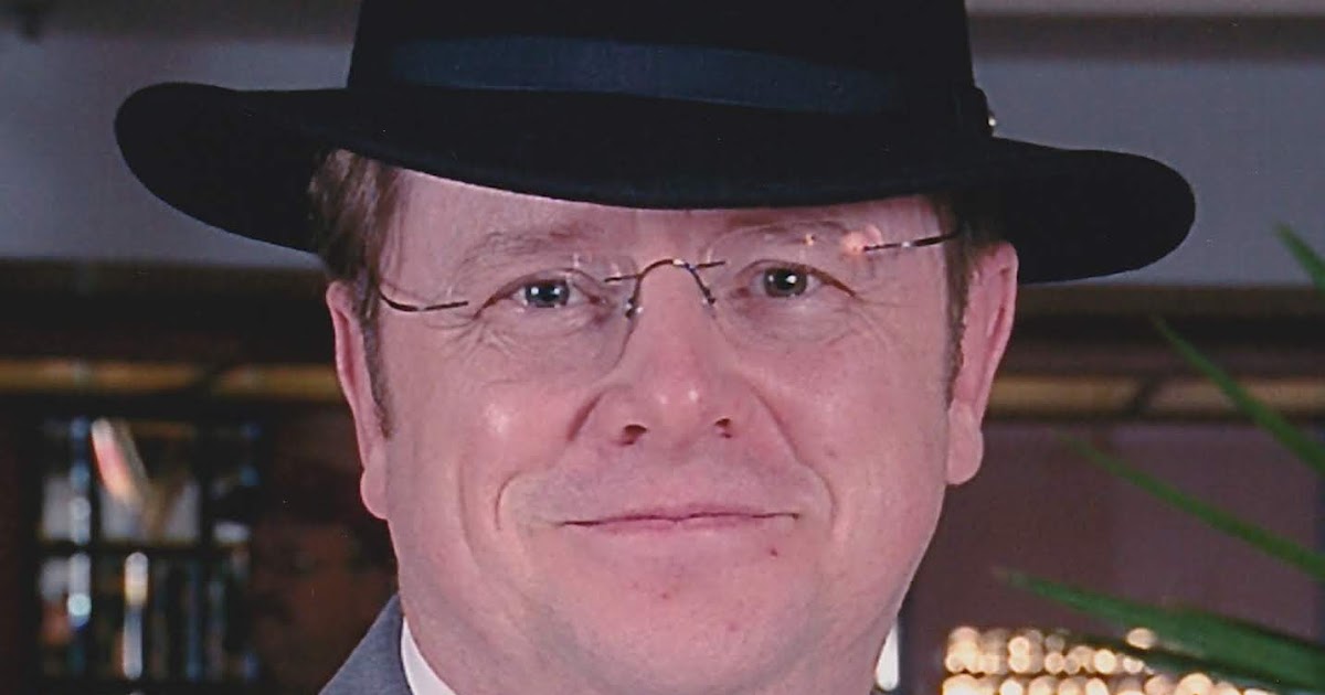 About Tom Sheppard: About Tom Sheppard