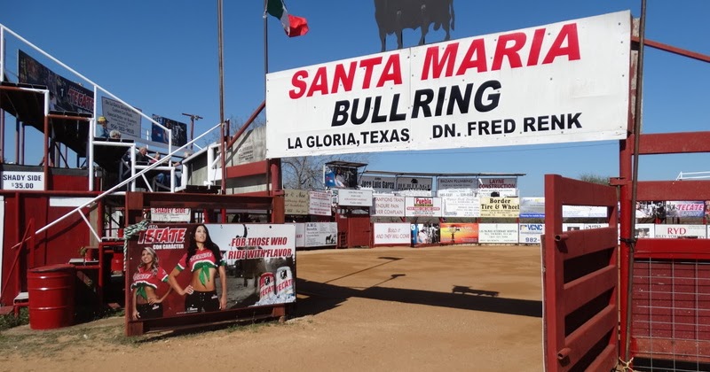 Gypsies At Heart: Bull Fights at the Santa Maria Bullring in La Gloria ...