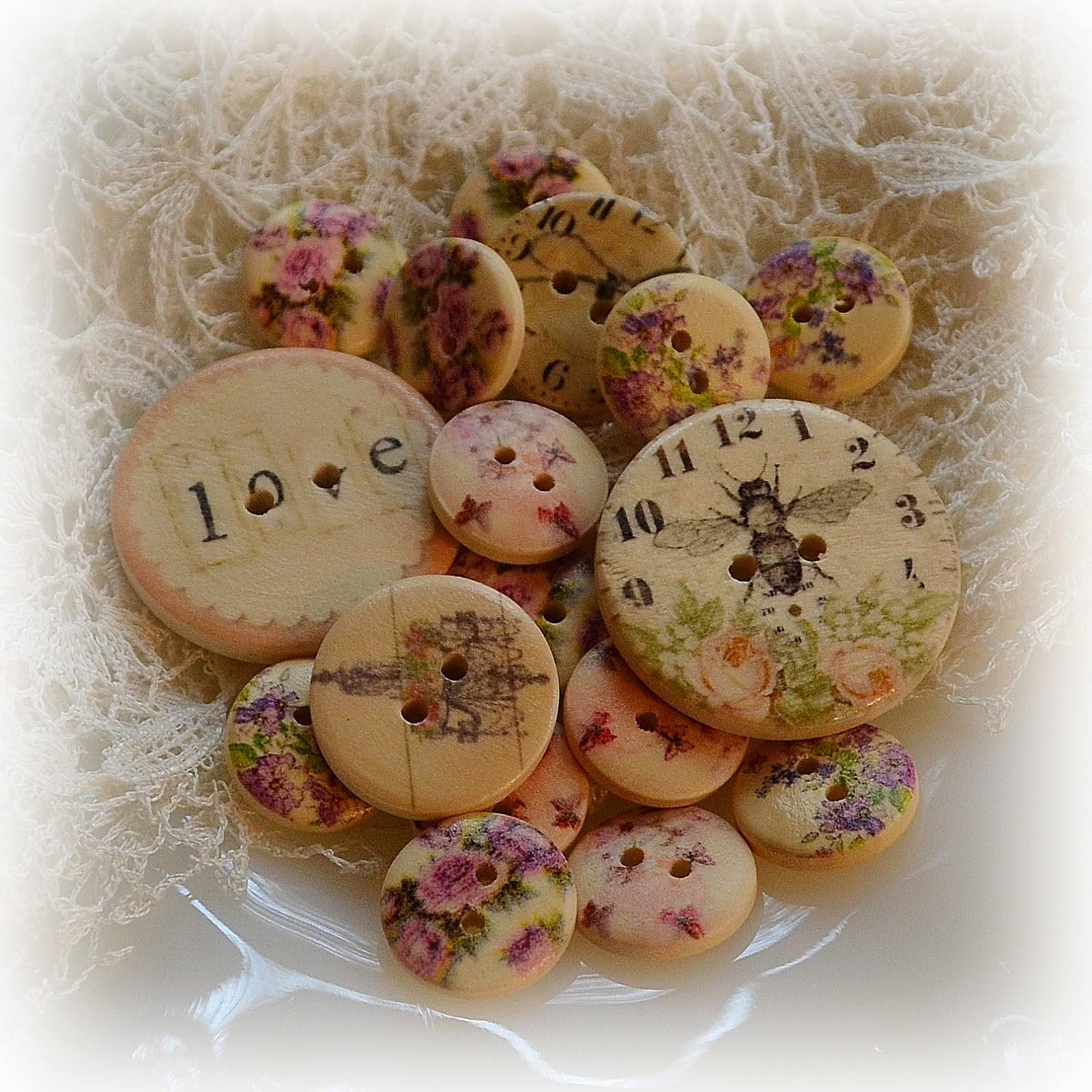 Tattered Treasures: Friday Focus on Buttons!