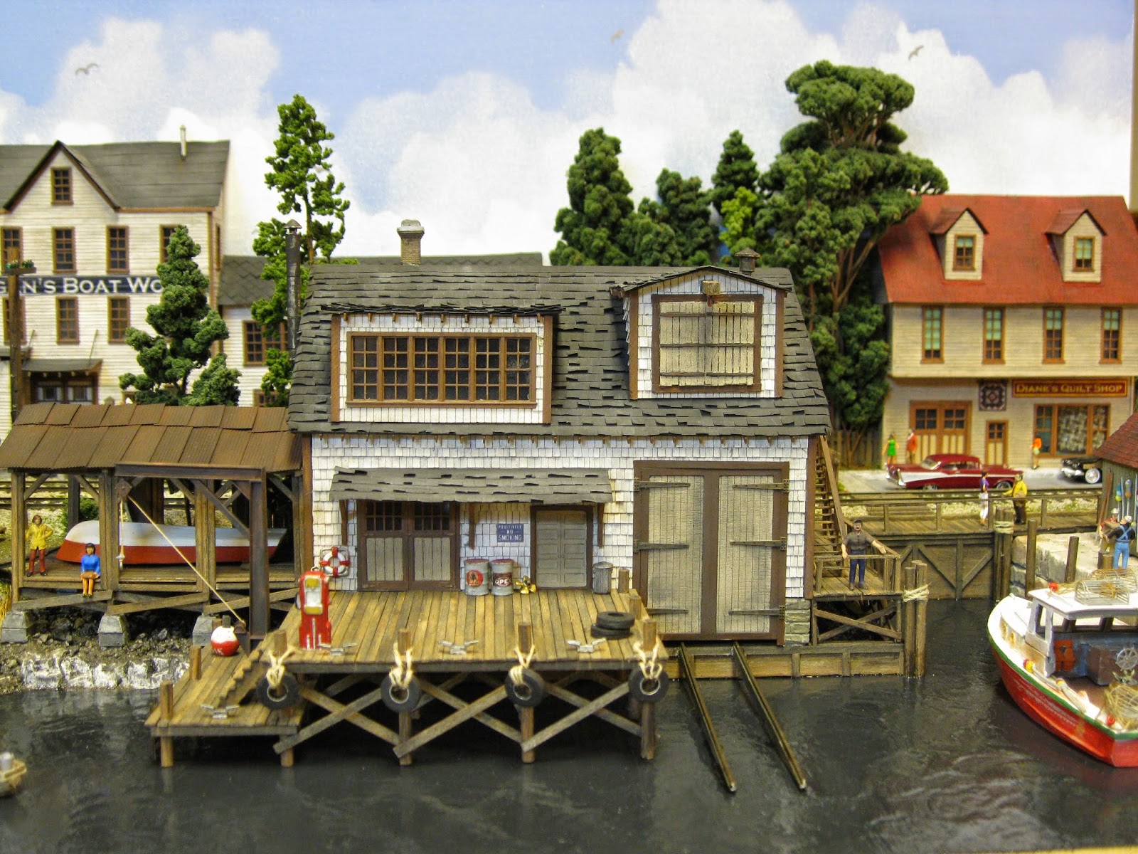 Craftsman Structures: Berrigan's Boat Works Diorama from Start to Finish
