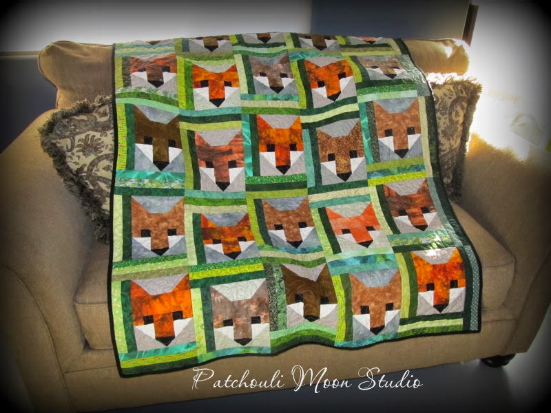 Patchouli Moon Studio: Fancy Fox Quilt