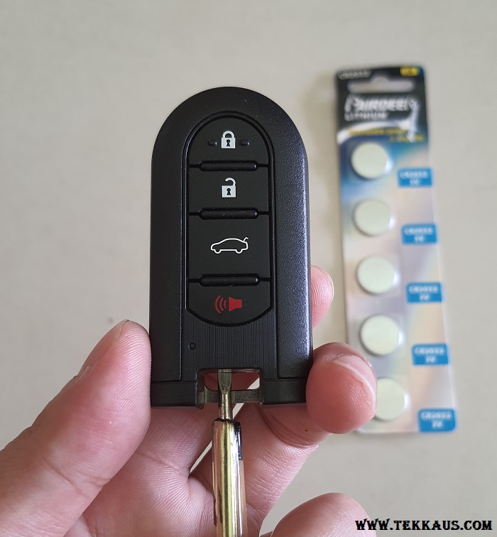 How To Change Your Perodua Smartkey Remote Battery | Tekkaus ...