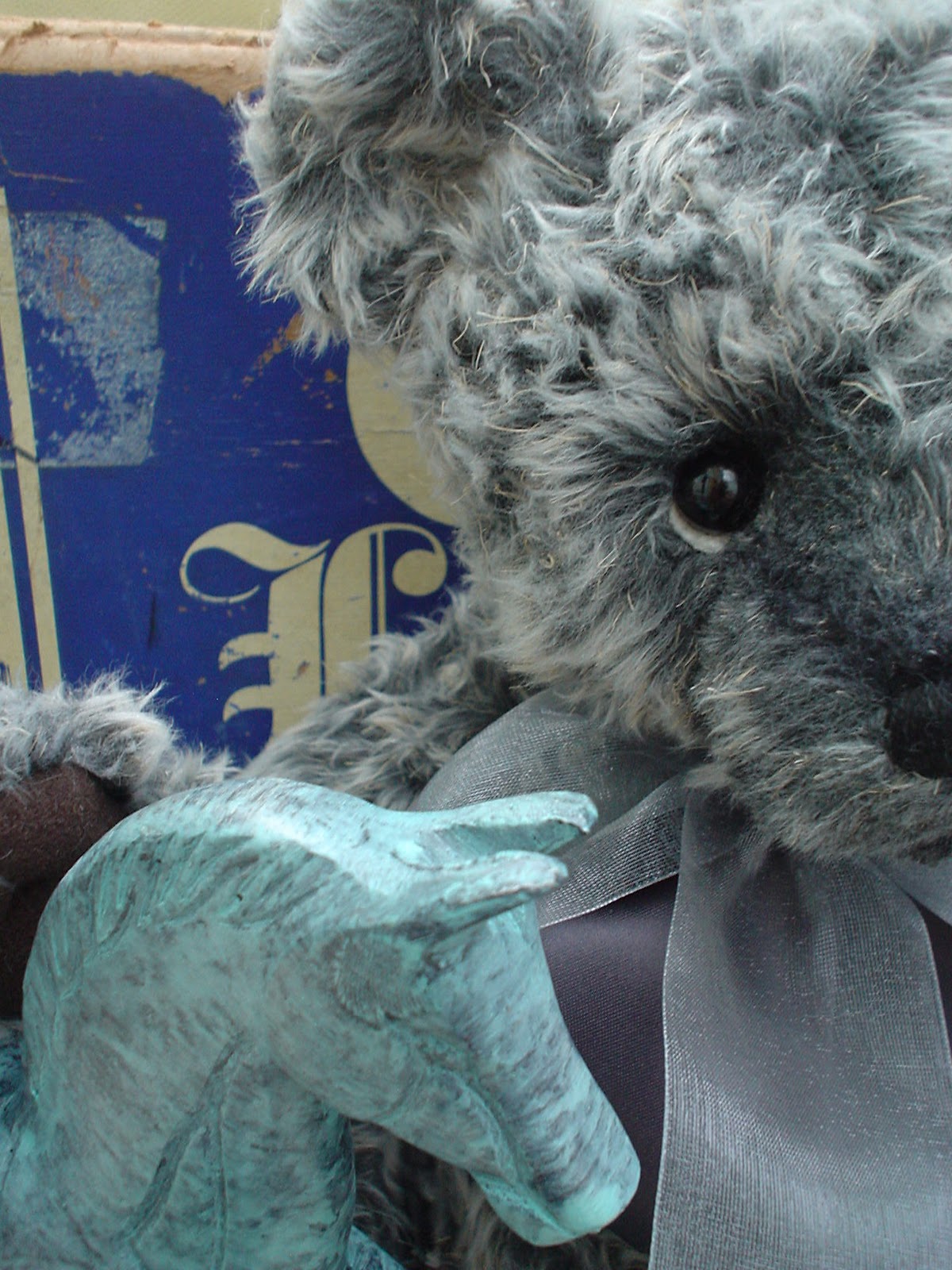 Lella Loves...: Teddy Bears (Display Ideas)