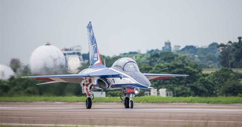 Taiwan's new T-5 Brave Eagle advanced jet trainer makes maiden flight ...