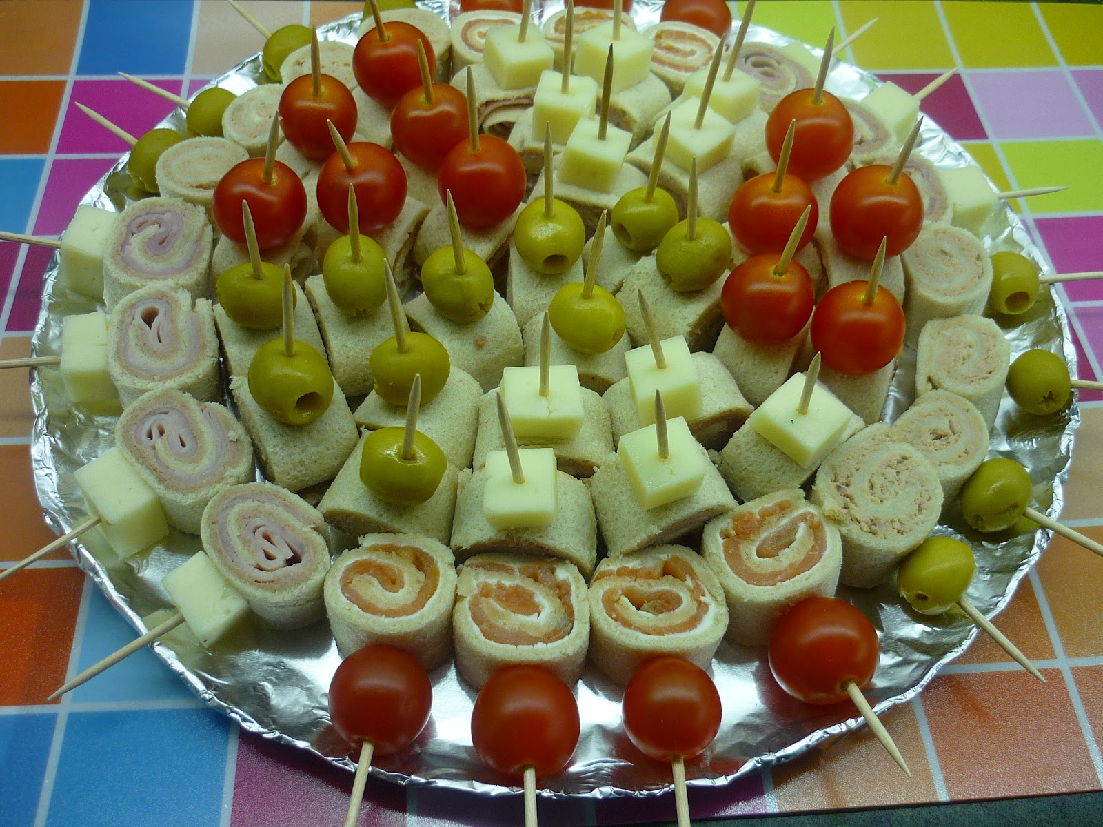 P1010199.JPG (1600×1200) | Petiscos, Aperitivos finger food, Travessas ...