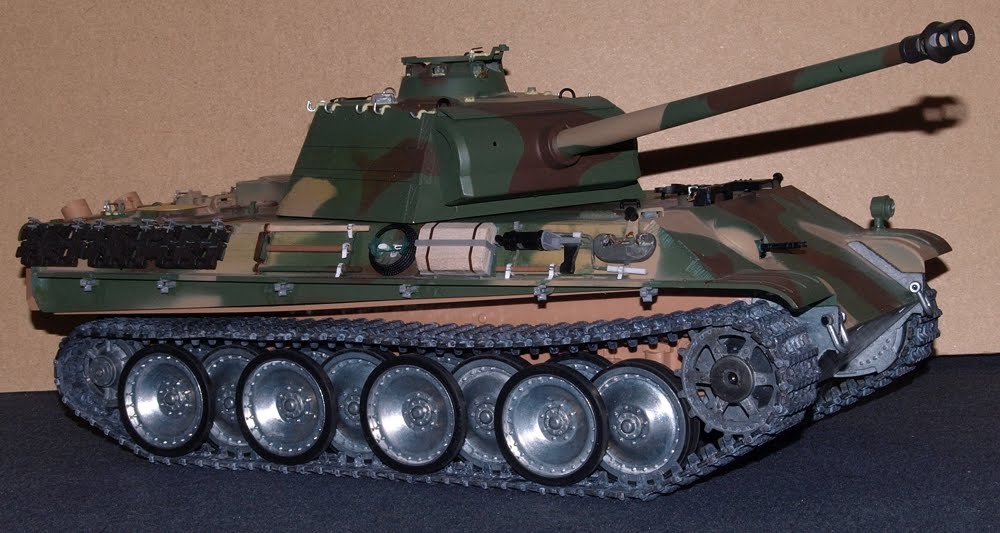 Warren Hudson Modelling: 1/16 Panther G (Build)