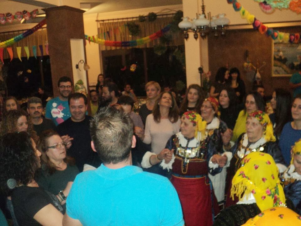 ΤΑ ΝΕΑ ΤΗΣ ΡΟΔΙΑΝΗΣ: ΠΑΡΑΔΟΣΙΑΚΟ ΓΛΕΝΤΙ ΣΤΗ ΡΟΔΙΑΝΗ