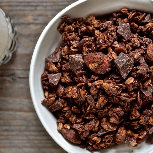 Granola double chocolat et amandes (v) - Les Bonheurs d'Anne & Alex