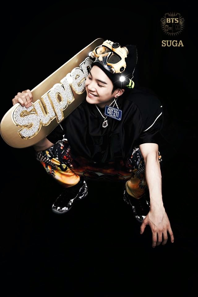 POLAND Oficjalna strona o Bangtan Boys . : Style członków BTS SUGA [2/7]