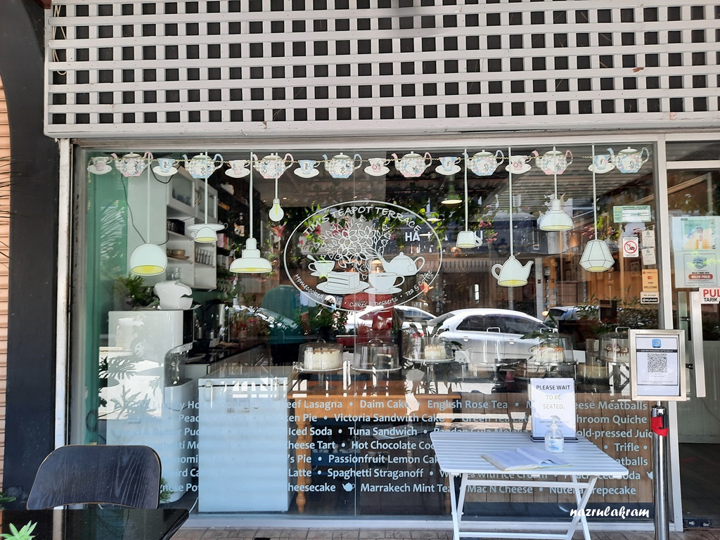 Tim's Teapot Terrace, Taman Melawati