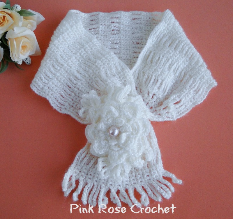 Pink Rose Crochet: Gola Cachecol Flor Pérola