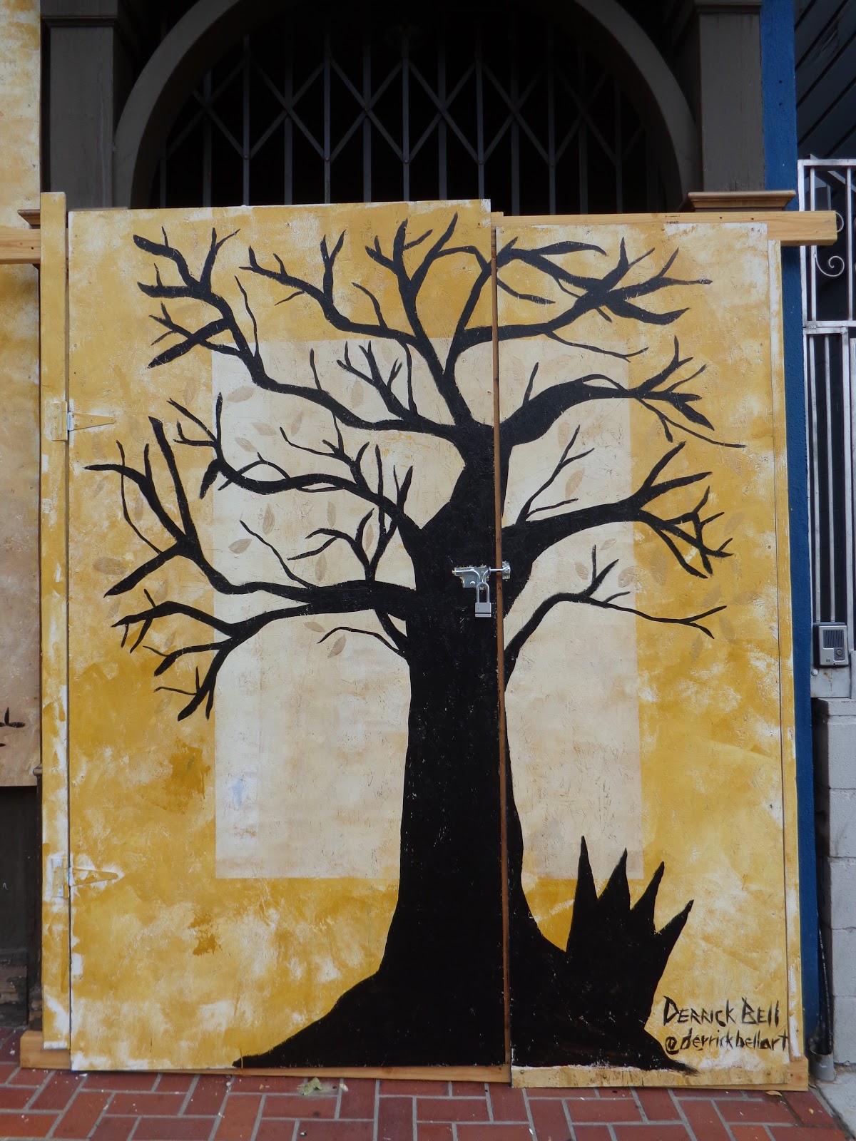 Ed Abillano: Today's Street Art - Tree
