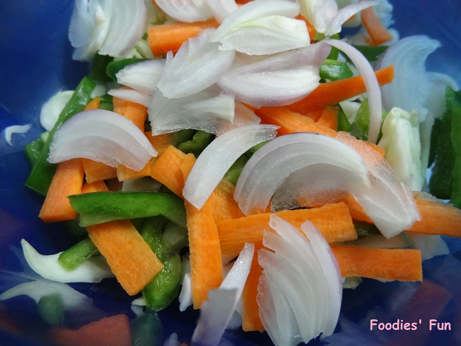 Foodies' Fun...: Chinese-Cheese Maggie