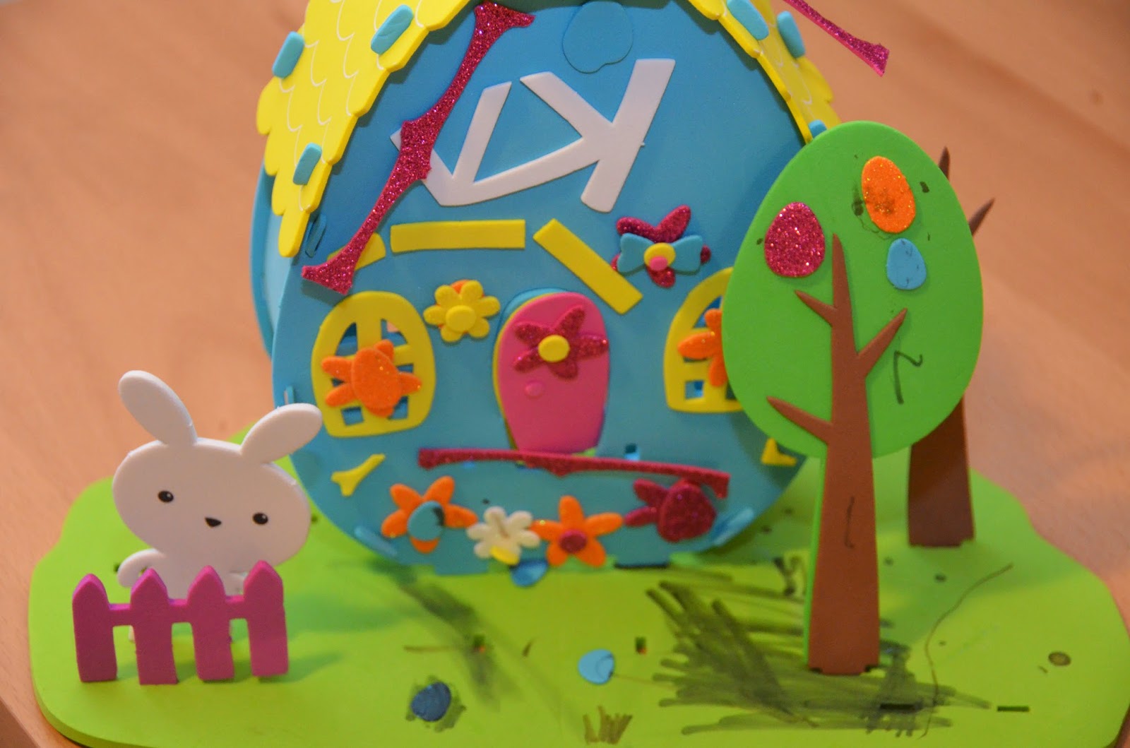 Crafts of the Phoenix: Creatology Easter Foam Structure - Egg Shaped House