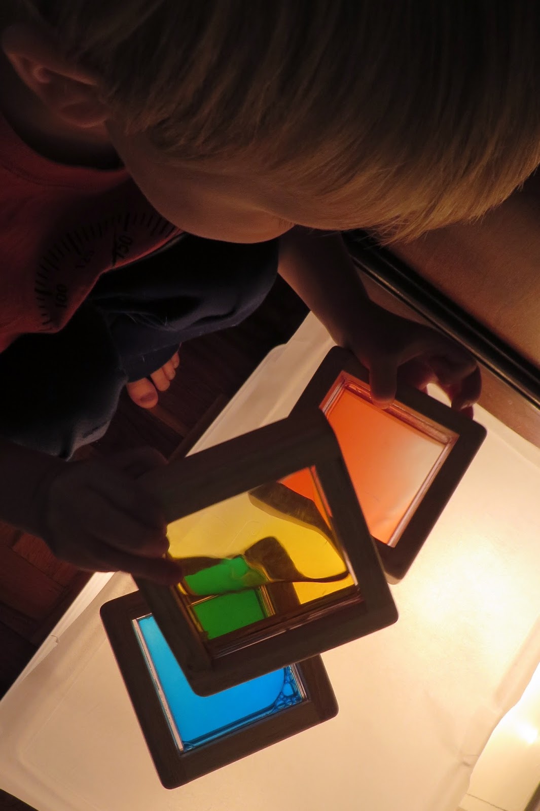 Mom's Tot School: L is for Light!