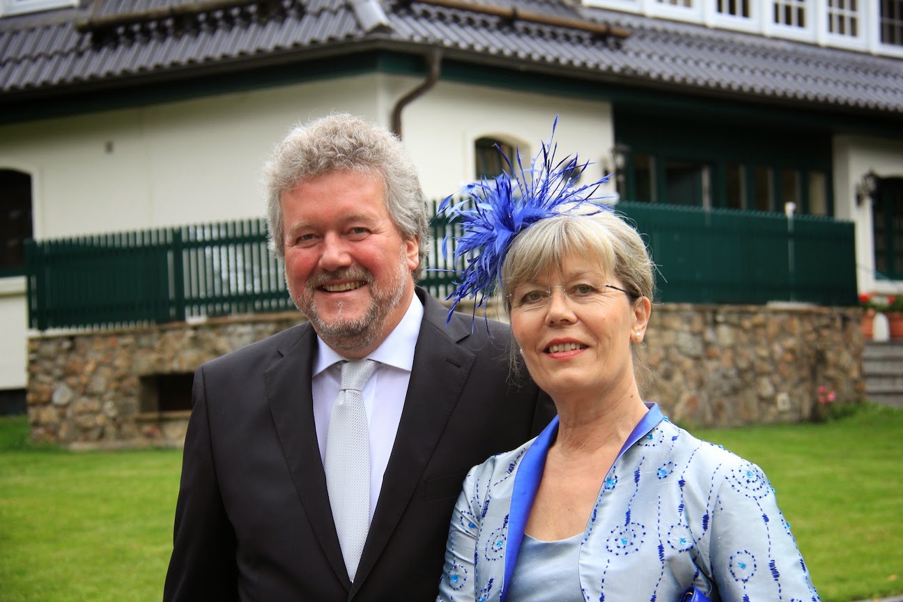 Bilbo's Random Thought Collection: Vacation Report, Part 3: The Big Wedding