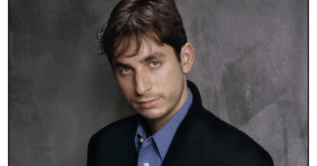 Las mil notas y una nota: La sombra de Poe