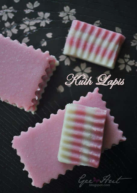 GeeHut: Kuih lapis pink pucat...