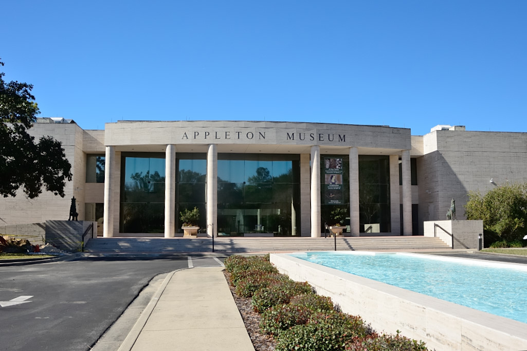 Bleecker Mountain Life: The Appleton Art Museum in Ocala