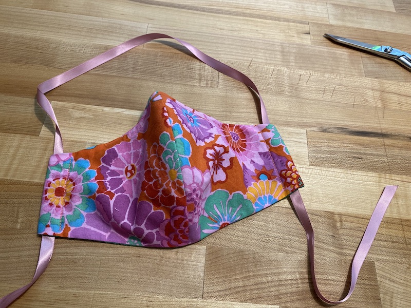Rebecca Grace Quilting: Finished On Friday: Soft Contoured Face Masks ...