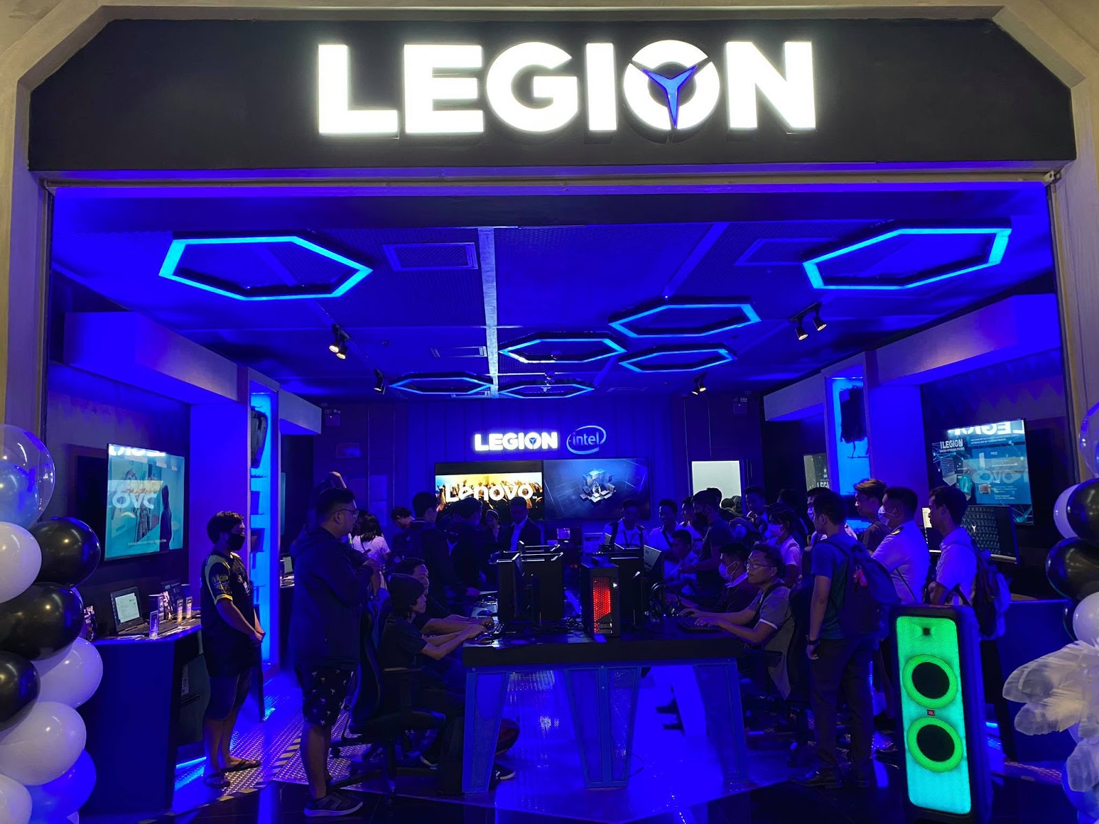 Lenovo Opens New Legion Store in Cebu | HEXMOJO