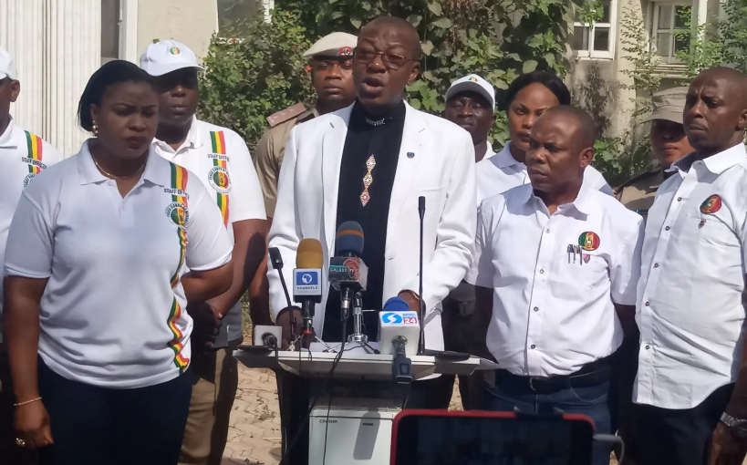 Peace Corps begins operations as police unseals Abuja head office ...