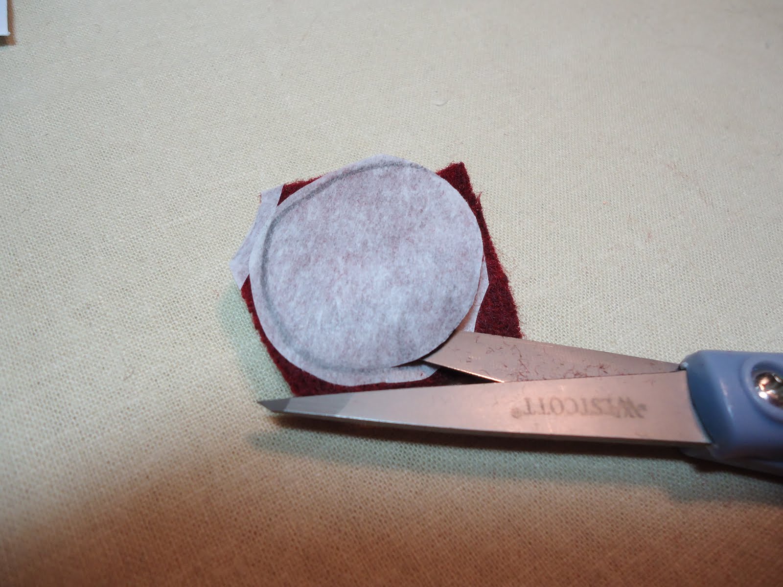 KAILA LONDON: Project of the Day-Wool Pin Cushion Tutorial