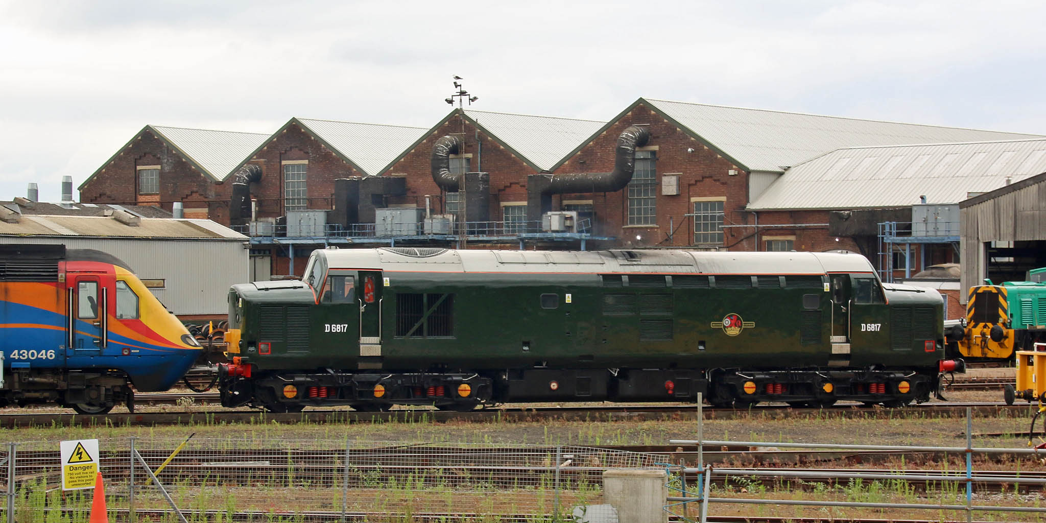 47s and other Classic Power at Southampton: 37521 with the LSL move ...