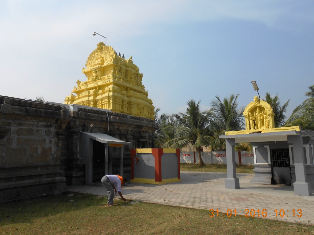 VELUDHARAN TEMPLES VISIT : Sri Somanatheeswarar Temple ...