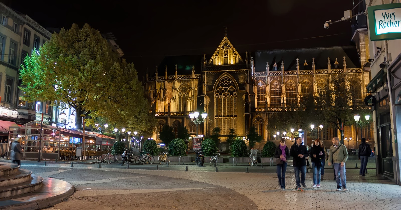 la ville de liege et ses quartiers: Liege la nuit