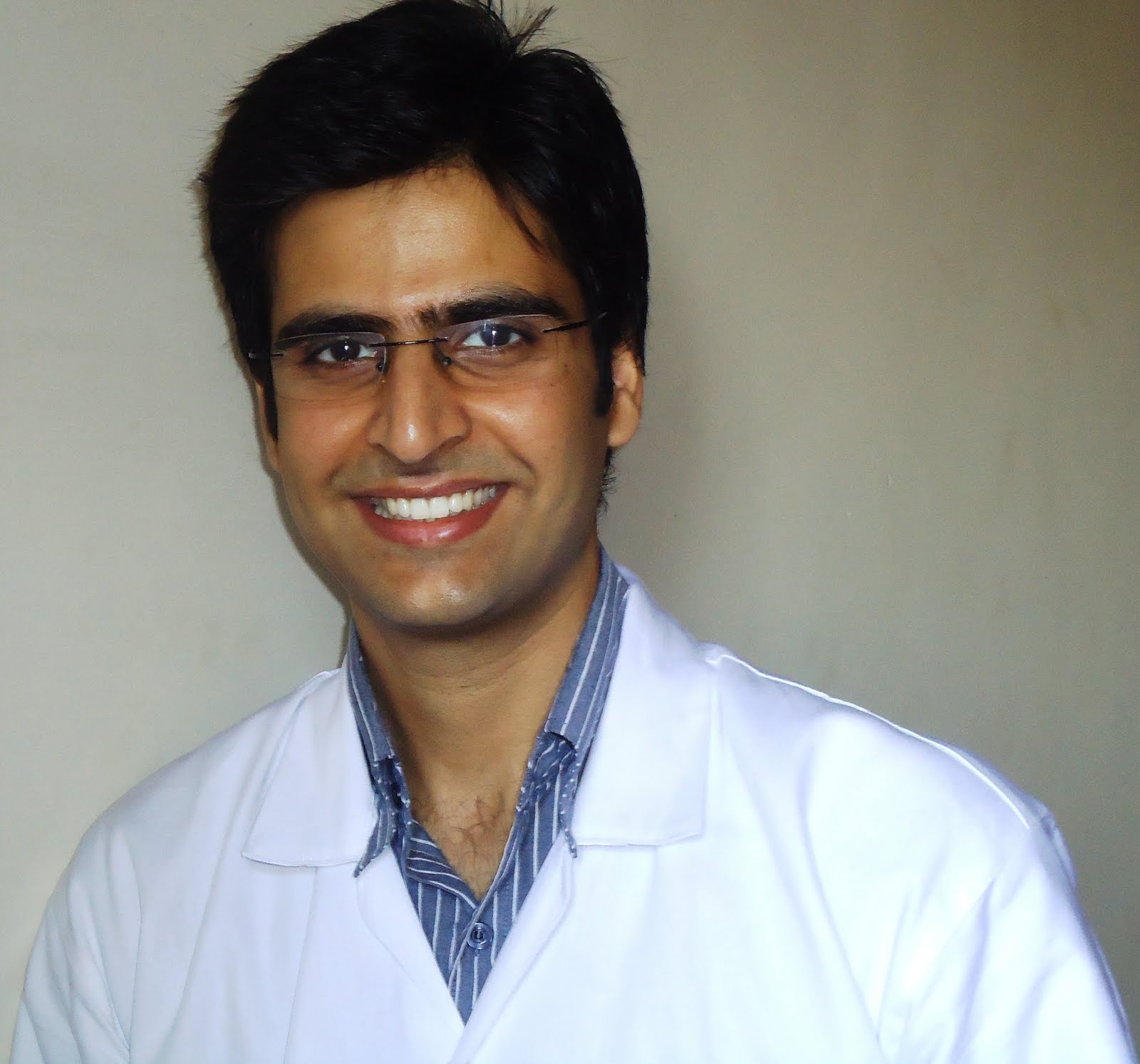 Dr Azhar Chisti