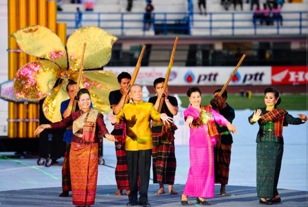 ISAN Y LA MUSICA MOR LAM - Mochileros en Tailandia