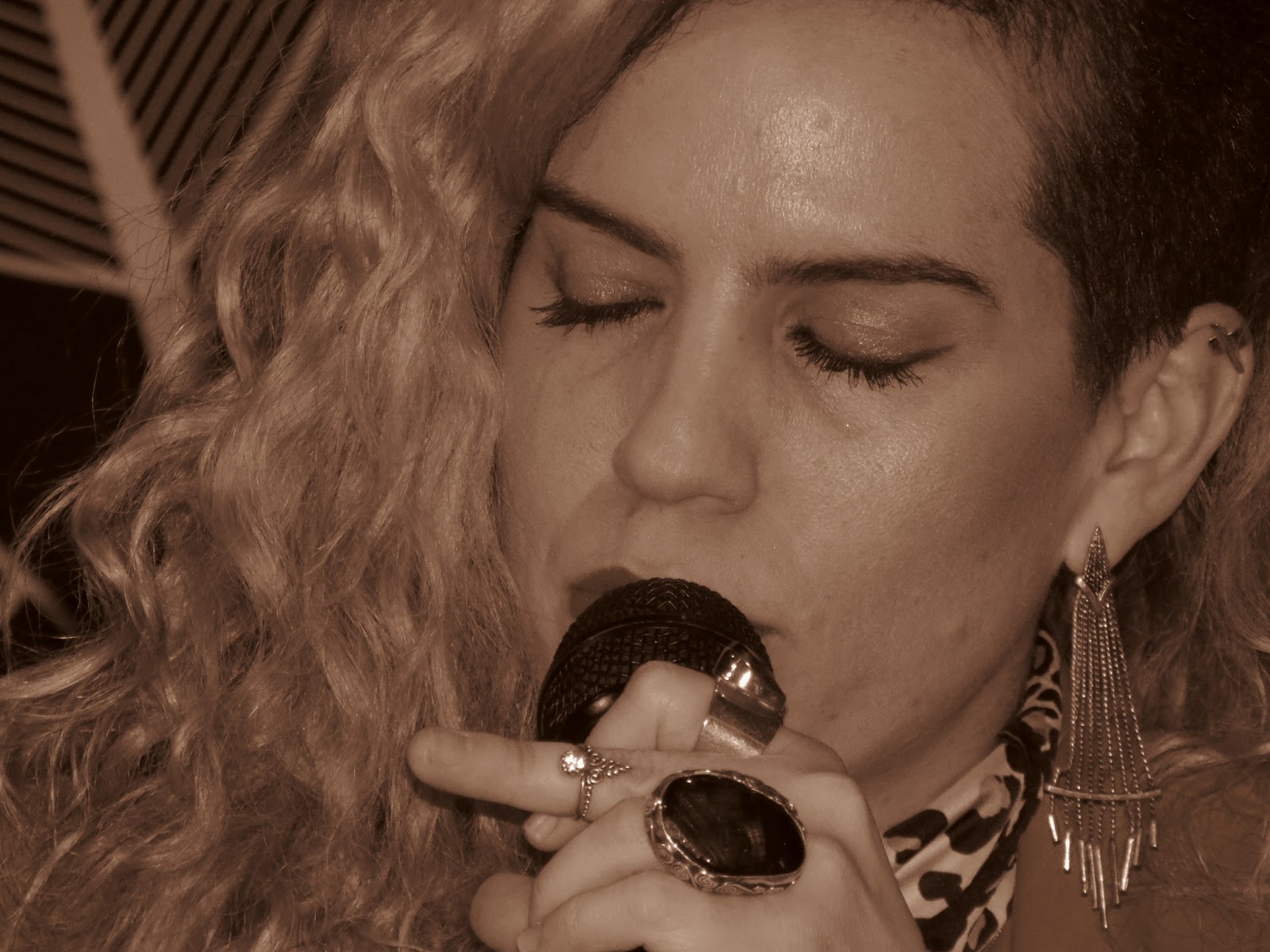 TODO AL AIRE: MARIA BERNAL VISTA DE CERCA