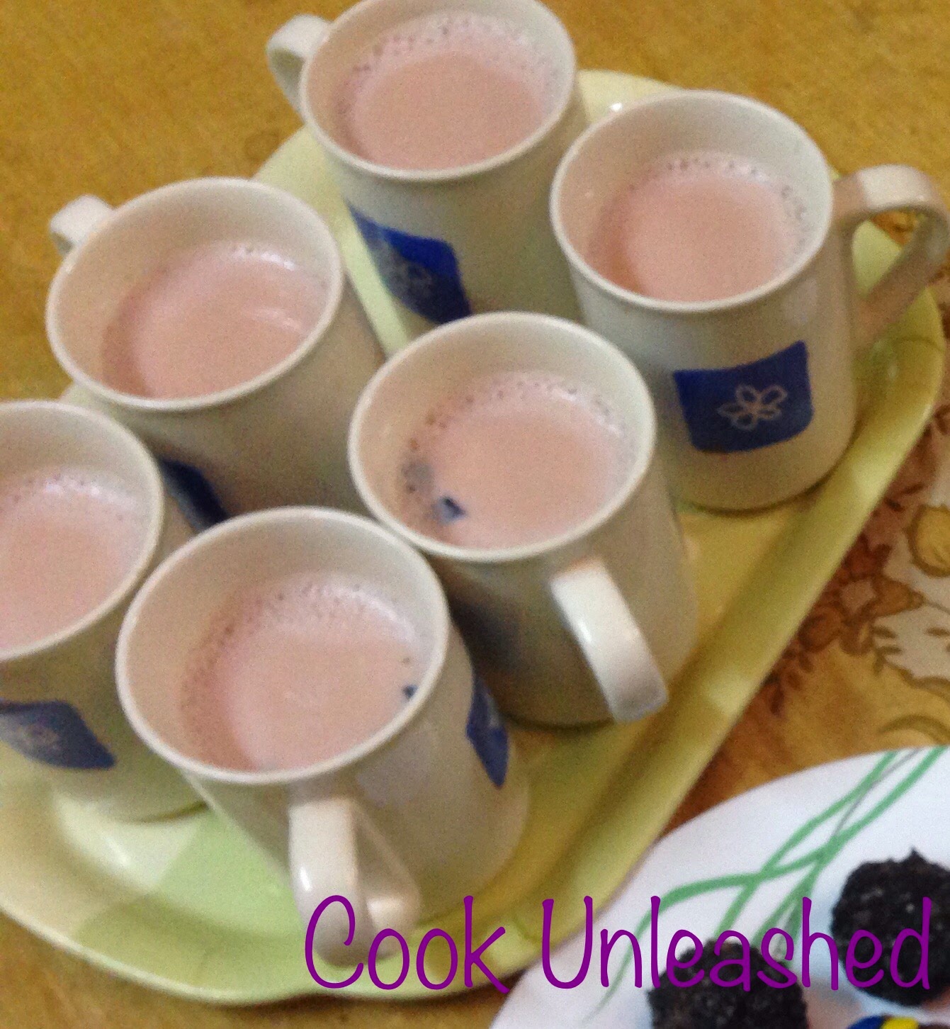 Cook Unleashed: Kashmeri Sabz Chai- Pink Tea