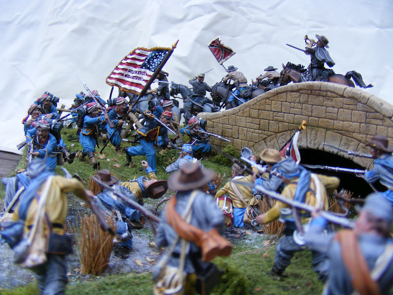 Terrain and Toy Soldiers: Toy Soldier displays part 3