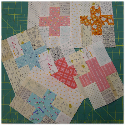 Litamora's Quilt & Design: Low Volume Plus Quilt Sew Along