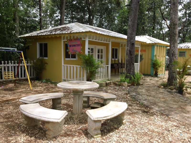 Lafrance en Haiti: Un petit tour à Furcy