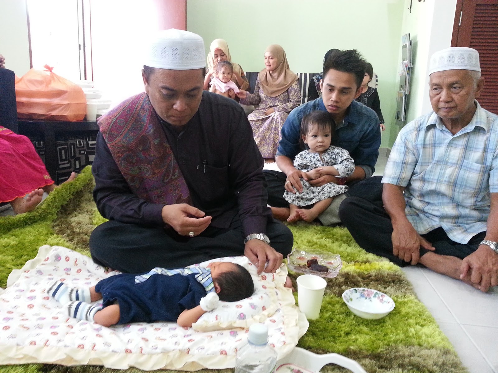 KAKI TERUS MELANGKAH KE 2020: Majlis cukur rambut..dan tahnik..