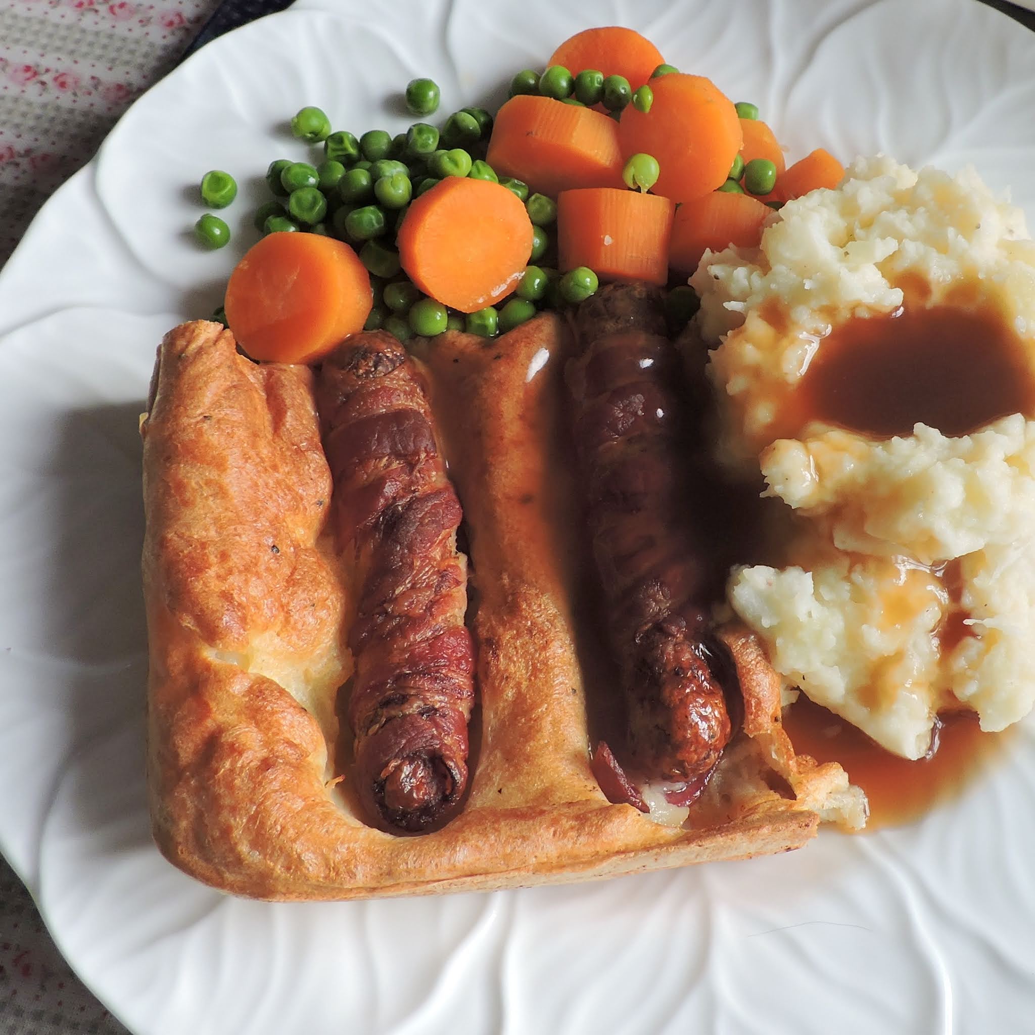 Bacon & Sausage Toad in the Hole | The English Kitchen