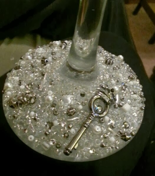 wrapped In It: DIY Tutorial 2 : Bedazzled Wine Glasses