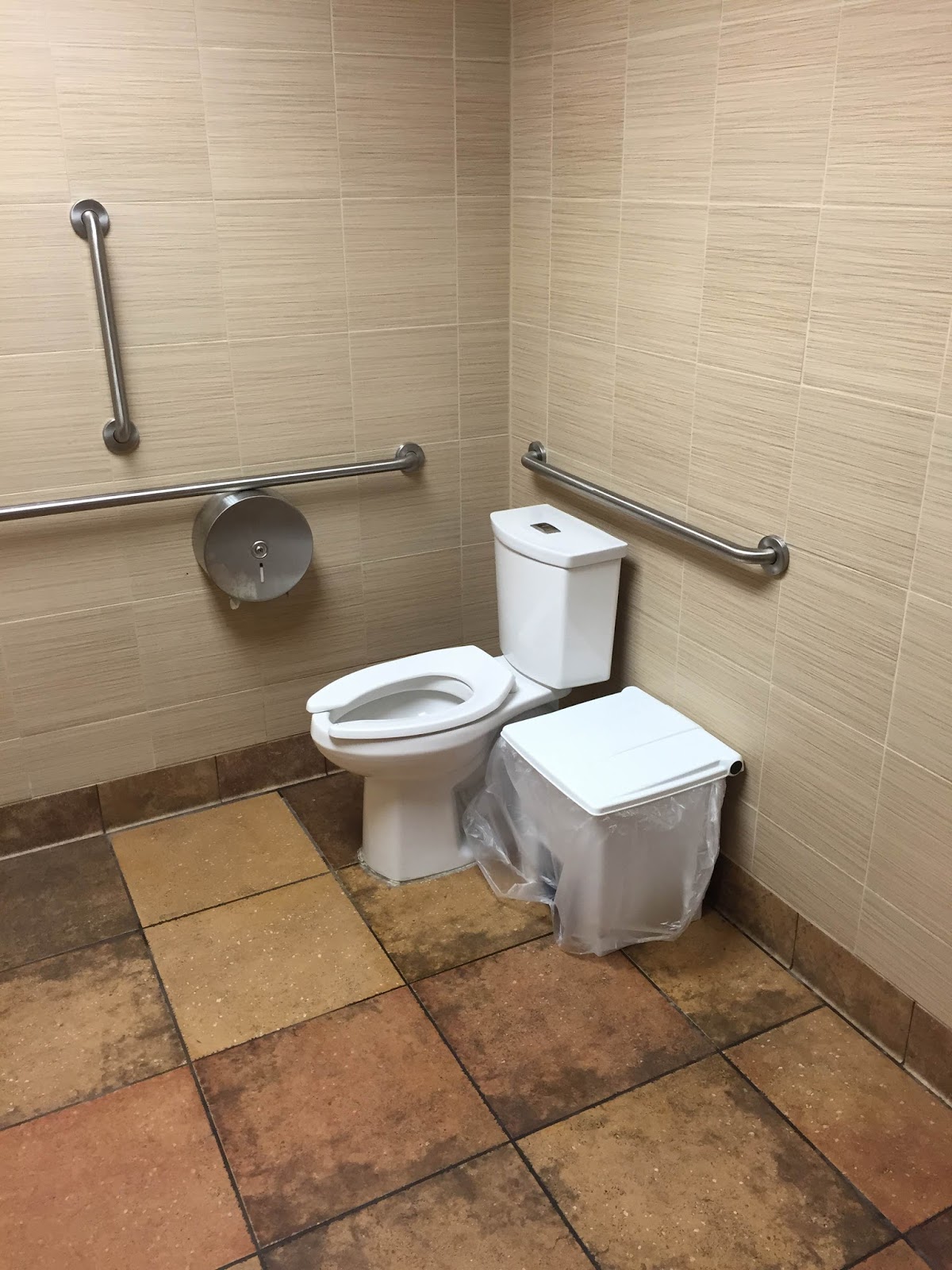 Rid Reviews Public Restrooms: Taco Bell Peachtree City, GA