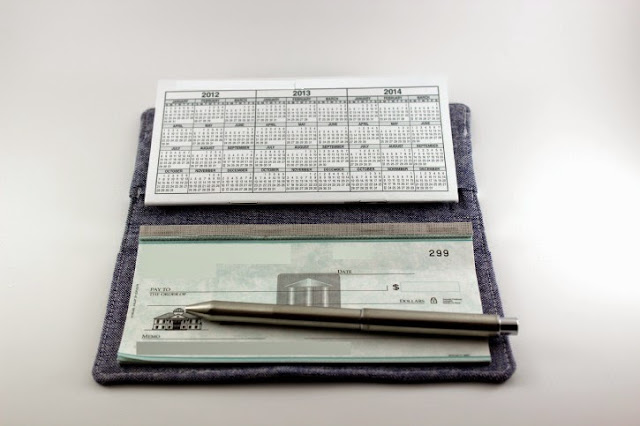 sewVery: sewVery Simple Checkbook Cover