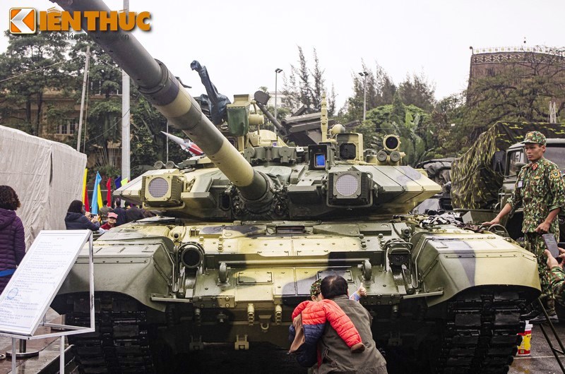 Comparing Vietnam T-90 and Singapore Leopard 2 MBT | jejak defence