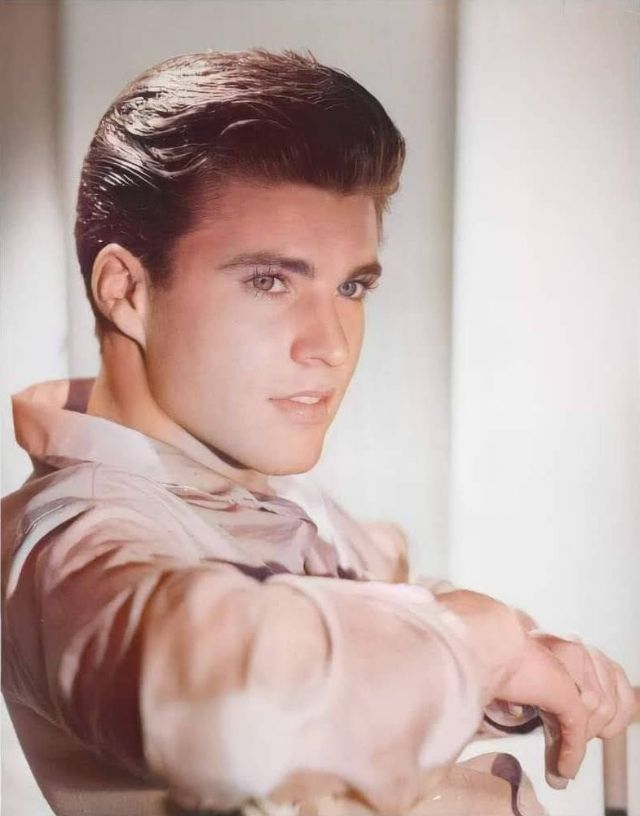 Ricky Nelson: One of the Biggest Teen Idols of the Late 1950s and Early ...