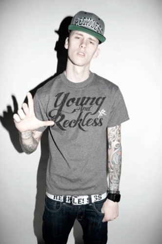 Hip-hop Music: Machine Gun Kelly