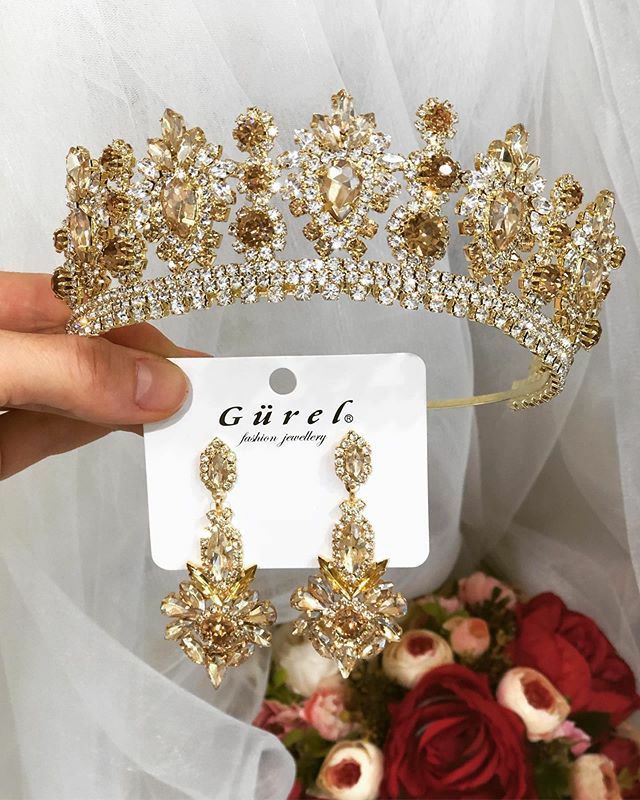 Bridal hair crowns