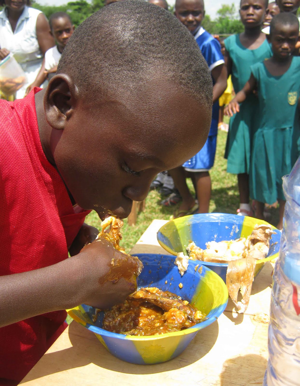 La vida en Ghana: "Eating Competition"